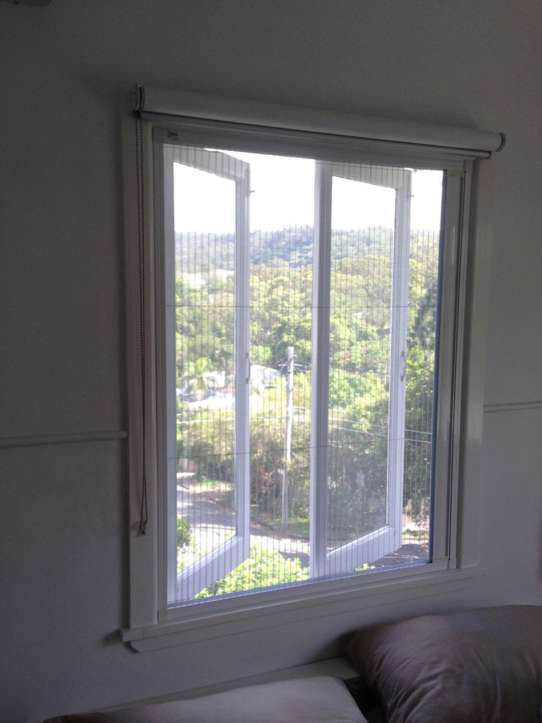 Detachable Pleated Screen (Window) - RELIABLE SCREEN SUPPLY