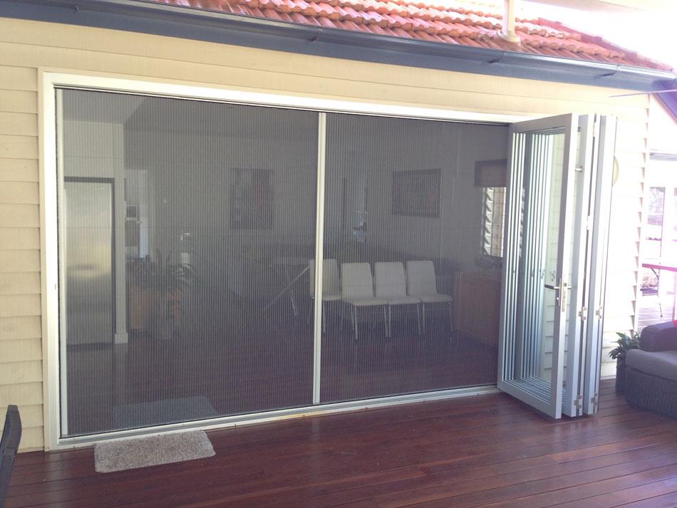 Barrier Free Pleated Screen (Door) - RELIABLE SCREEN SUPPLY